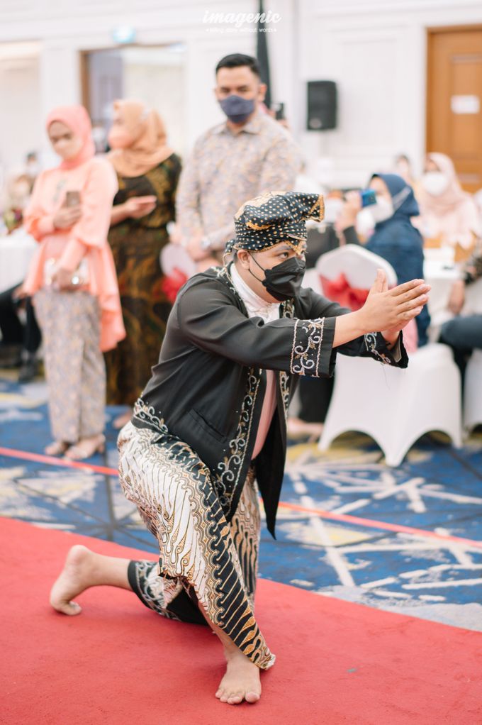 Sunda Wedding at Menara Mandiri | Menara Mandiri by IKK Wedding ...
