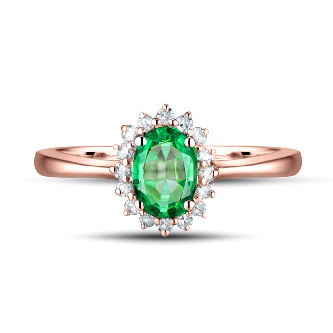 Round Magnificent Emerald Gold Ring | TIARIA | Bridestory