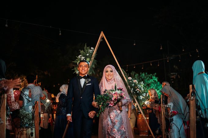 Simple Rustic Dress Kebaya Rendy & Avi | LAKSMI - Kebaya Muslimah ...