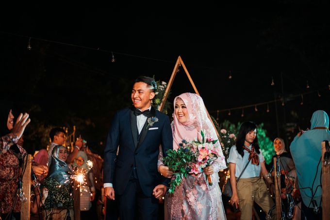 Simple Rustic Dress Kebaya Rendy & Avi | LAKSMI - Kebaya Muslimah ...