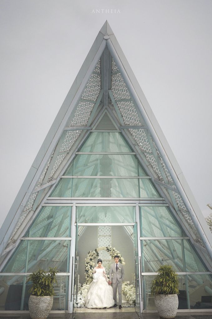 Reyner & Tiffany Wedding | ANTHEIA PHOTOGRAPHY | Bridestory