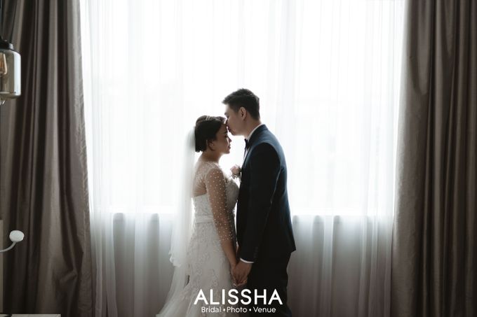 Wedding Day Ruth - Jimmy at Ibis Styles Sunter by Alissha Bride ...