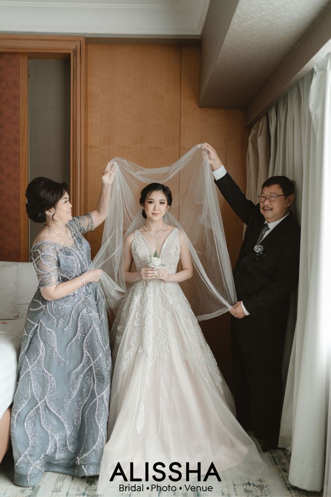 Wedding Day Felicia - Jason at Ciputra by Alissha Bride | Bridestory.com