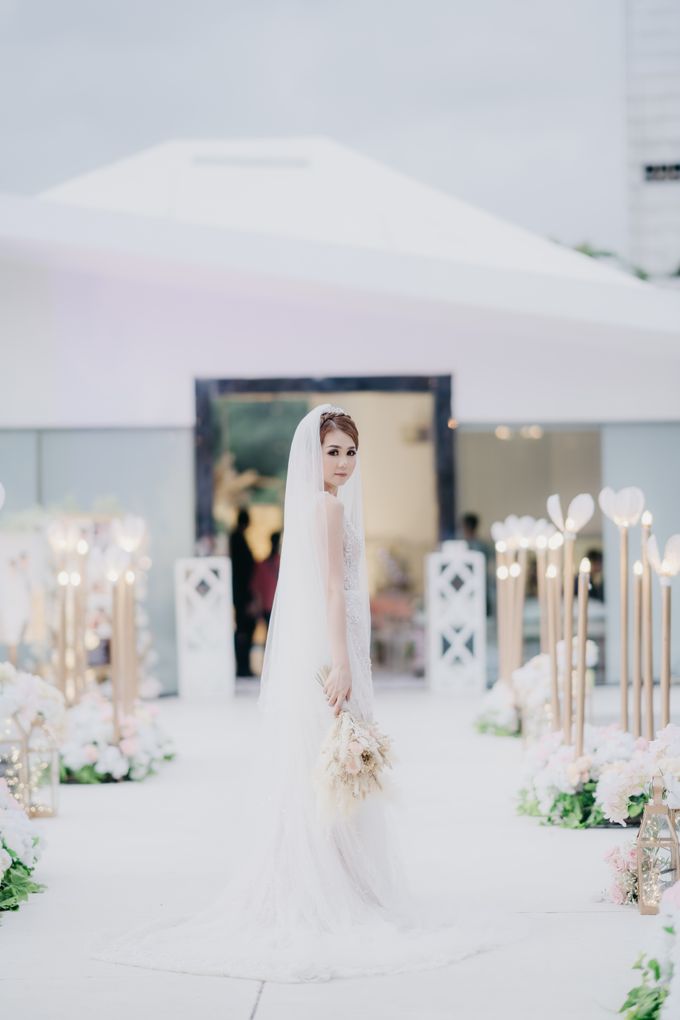 Ivan and Yoshi wedding by Amour Management | Bridestory.com