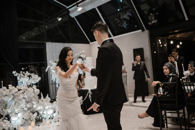 The Reception of Safina and Max by Boenga Couture | Bridestory.com