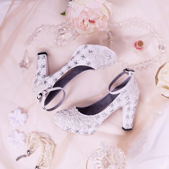 Sepatu Chunky Luisant Putih - Wedding Shoes - Sepatu Pengantin by ...