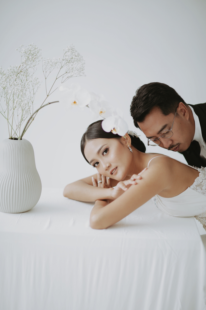 Pre Wedding of Mr. Hendry & Ms Merlin | Sikamba Tailor | Bridestory