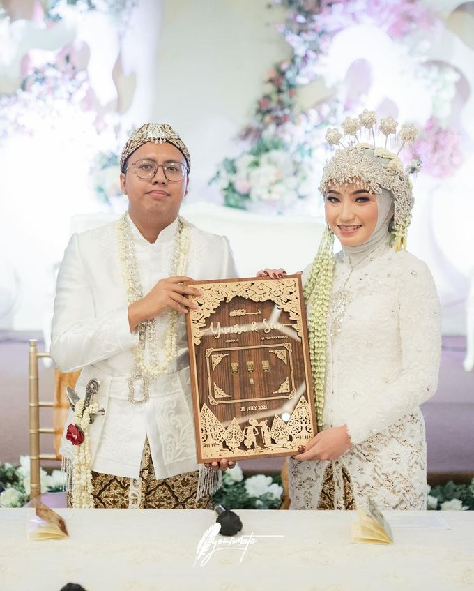 Yunisa - Senoaji by United Grand Hall | Bridestory.com