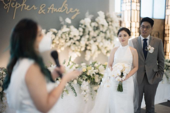 Wedding of Stephen & Audrey @Satoo Garden, Shangri-La Jakarta by Sola ...