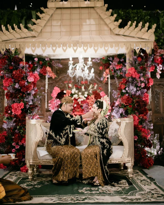 The Wedding Of Ms. Frisha & Mr. Raihan | Surya Wedding Consultant | Bridestory