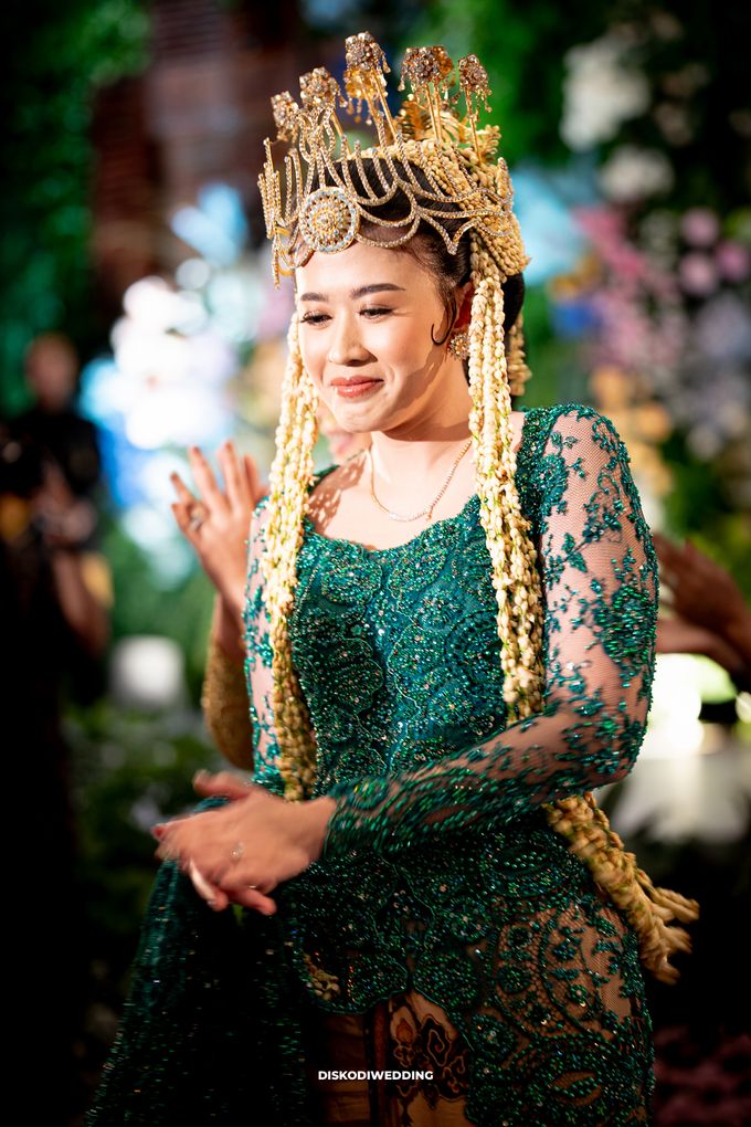 The Tribrata | Afterparty Rara & Rafi | diskodiwedding | Bridestory