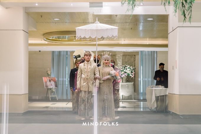 Adat Sunda Wedding Reception Cindy Yodi | theSerenade Organizer ...