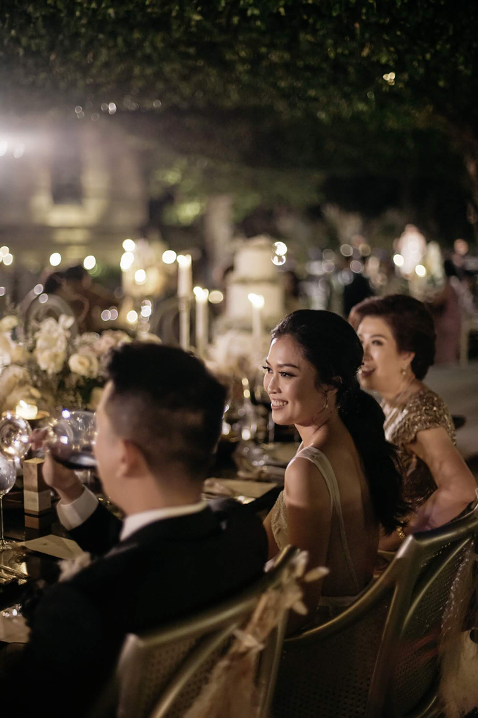 Wedding Soiree of Calvin Pribady & R.A Hesti Wuri | Gie - Thewine&Co | Bridestory