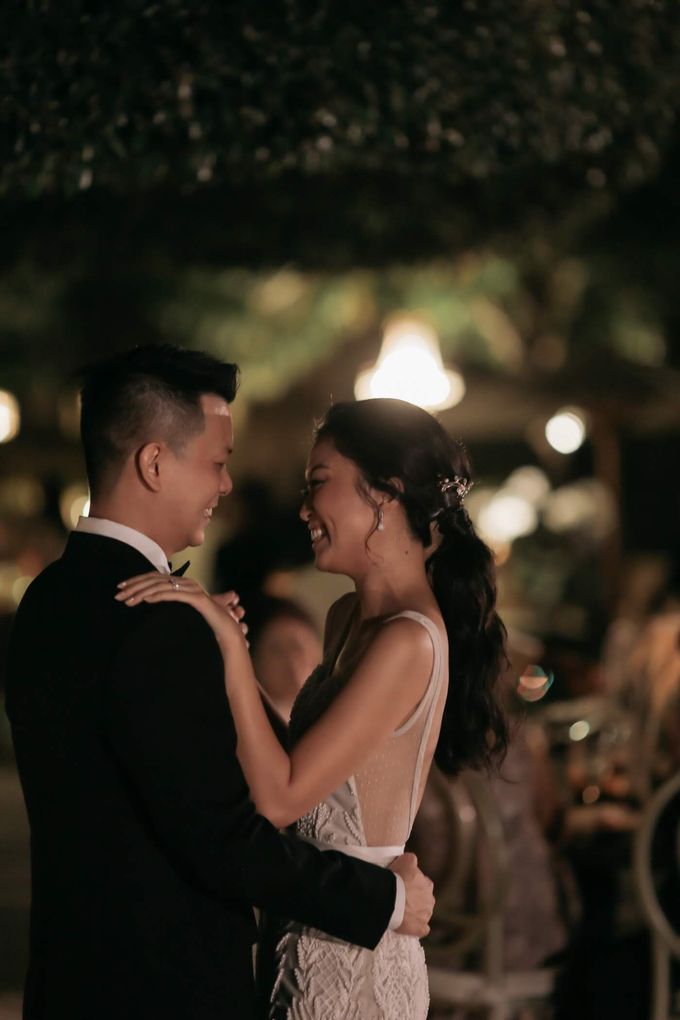 Wedding Soiree of Calvin Pribady & R.A Hesti Wuri | Gie - Thewine&Co | Bridestory