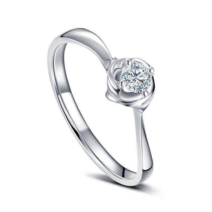 Magnolia Engagement Ring | TIARIA | Bridestory