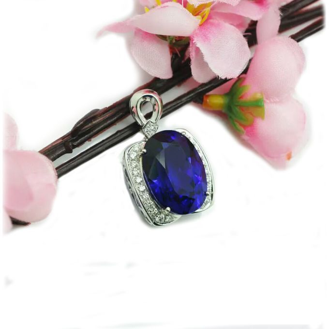 TIARIA BLUE AKIK STONE PENDANT | TIARIA | Bridestory