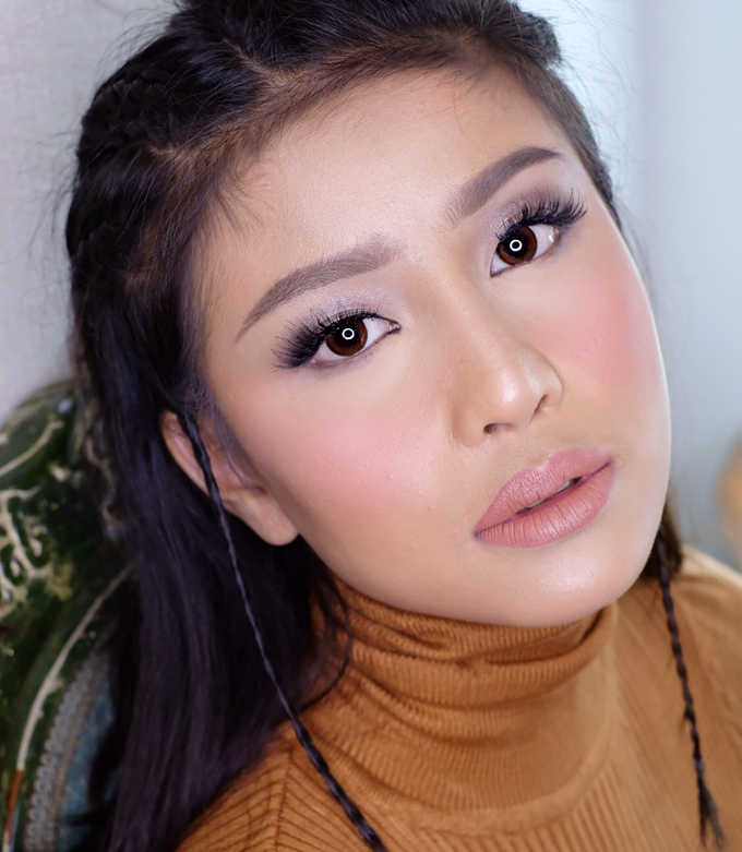 Simple look for miss awkarin | Tirza Vania | Bridestory