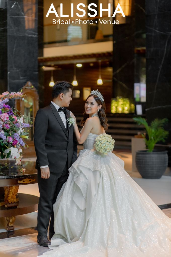 Wedding Day Angel - Lucky at Swiss-Belhotel Mangga Besar by Alissha ...