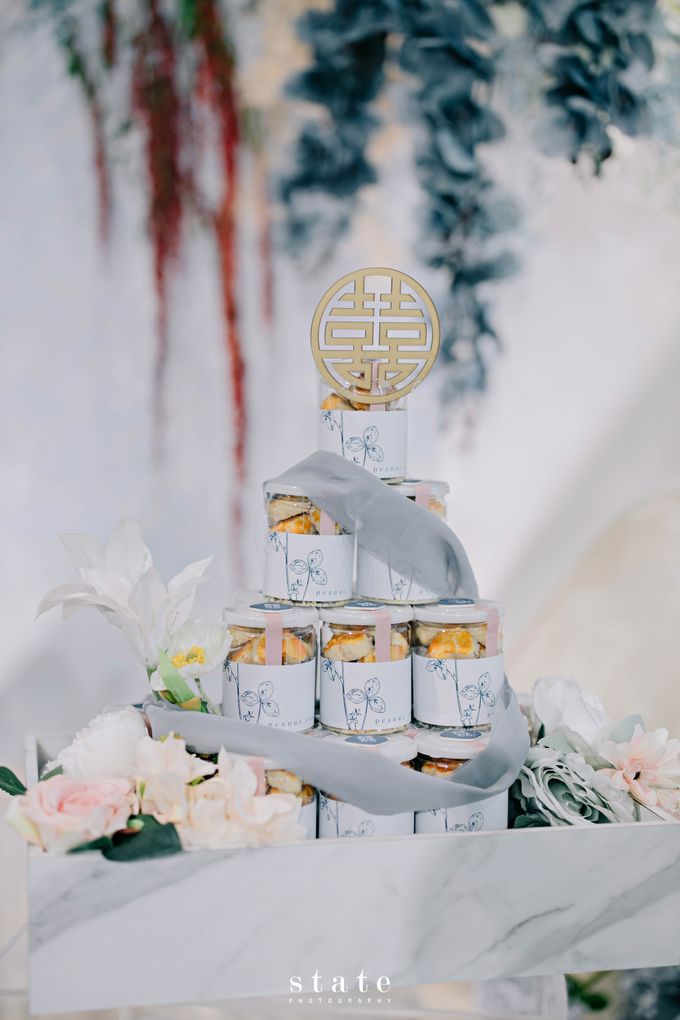 Engagement - Vinsen & Filincia by State Photography | Bridestory.com