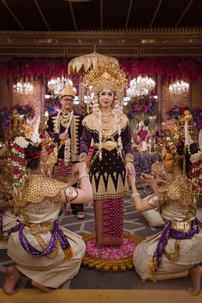 Pernikahan Adat Palembang Bimo & Adiska by Menara Mandiri by IKK ...