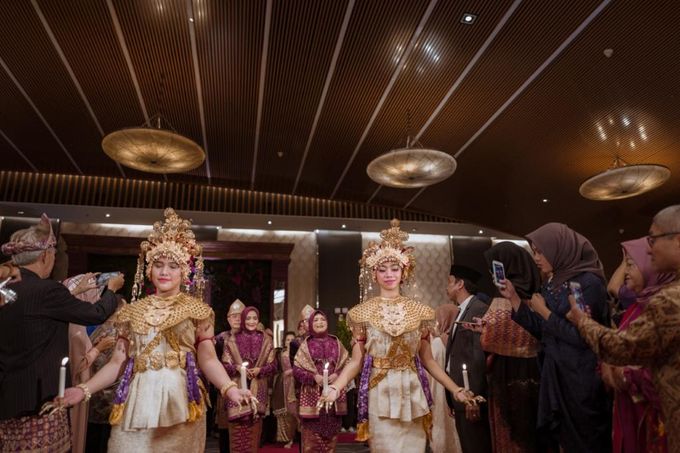 Pernikahan Adat Palembang Bimo & Adiska by Menara Mandiri by IKK ...