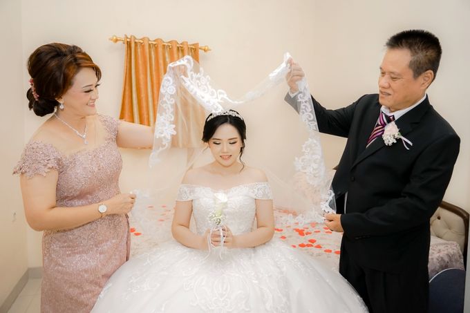 International Wedding of Gio & Yoshi by Menara Mandiri by IKK Wedding ...