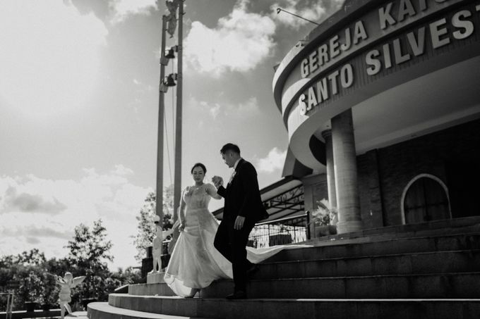 The Wedding of Reilly & Meilisa by The Right Two | Bridestory.com