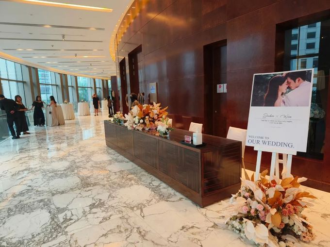 WEDDING LUXURY | Rayain Aja Florist and Decoration | Bridestory