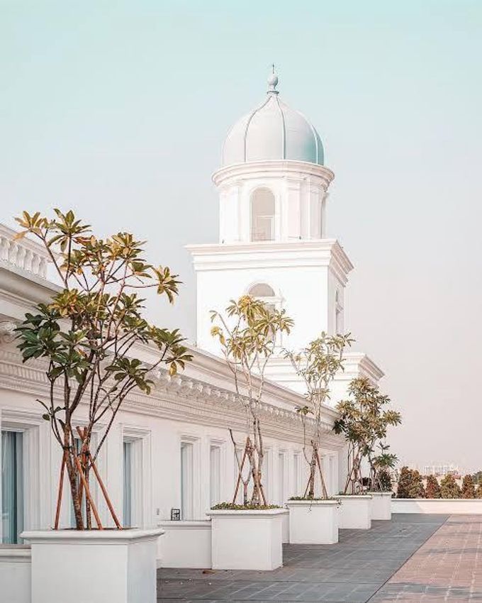 The Aria Ballroom & Terrace by WEDDINGS AT THE TRIBRATA | Bridestory.com