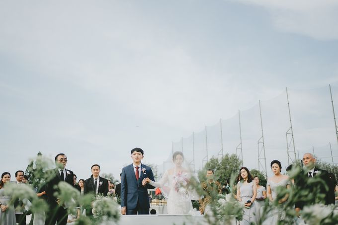 HolMat: Sugianto & Phoebe Wedding by Levin Pictures | Bridestory.com