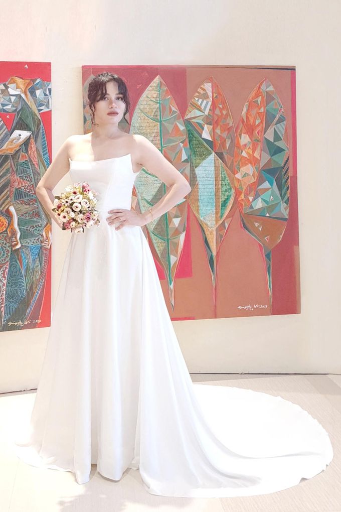 Simply White Collections | Yenny Lee Bridal Couture | Bridestory